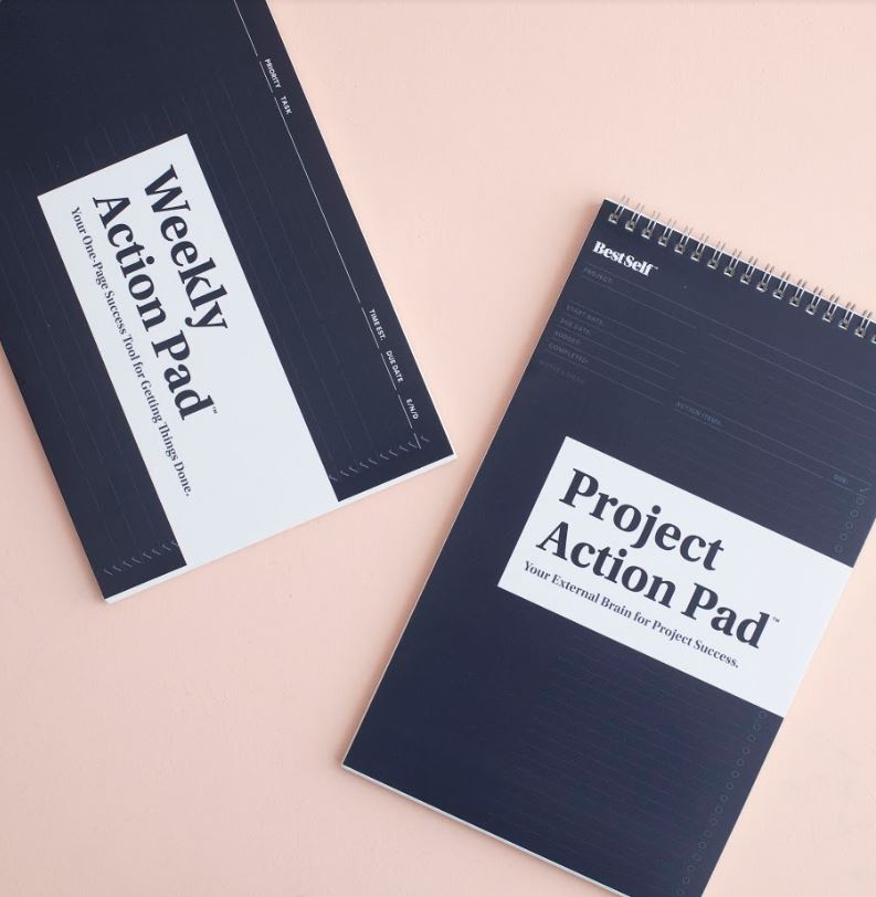 10 Best Gifts for Content Creators That Will Make Them Adore You